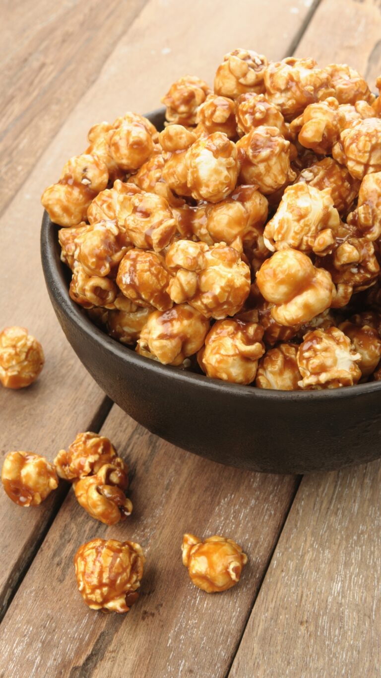 Easy Caramel Popcorn Recipe - BluntCook